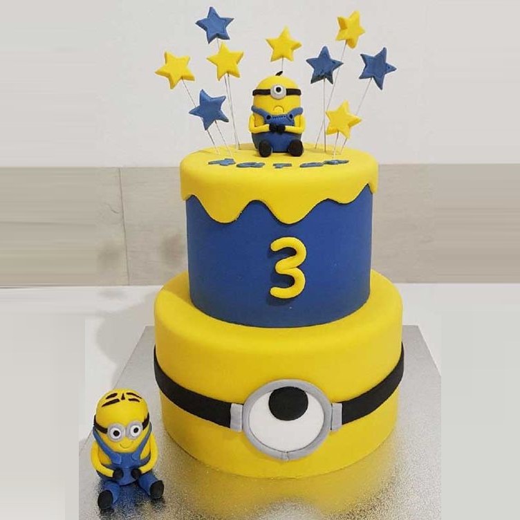 Minion Theme Cakes Customized Cakes Shop In Hyderabad Cakesmash In